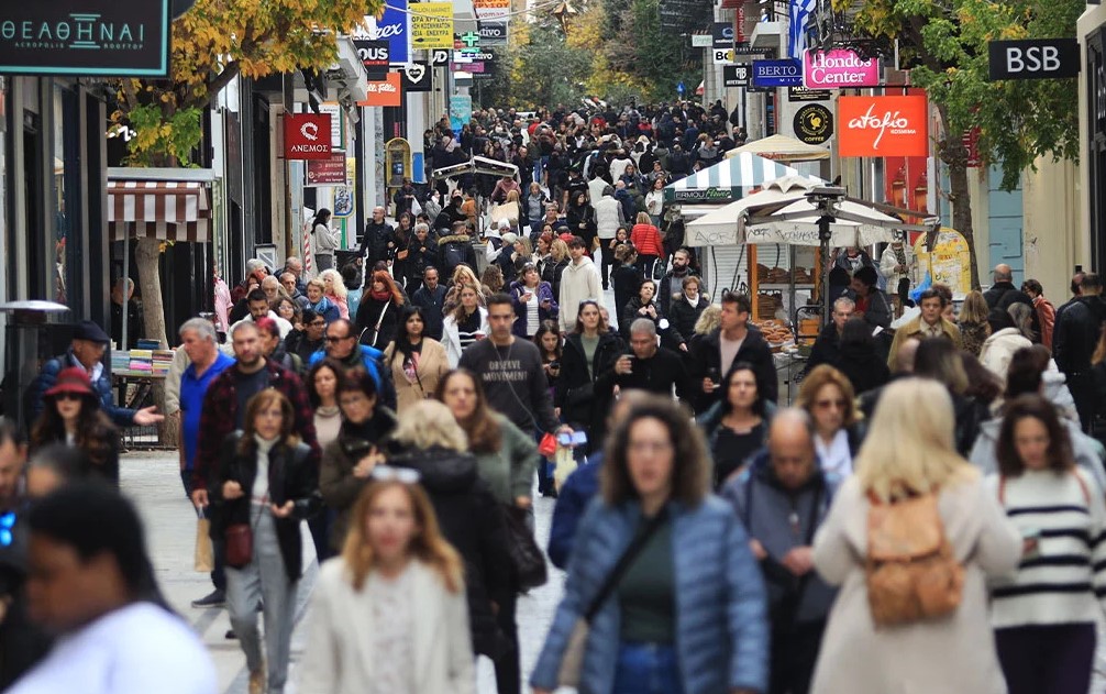 Qeveria greke njofton rritjen e pagës minimale, ja sa euro do të marrin ...