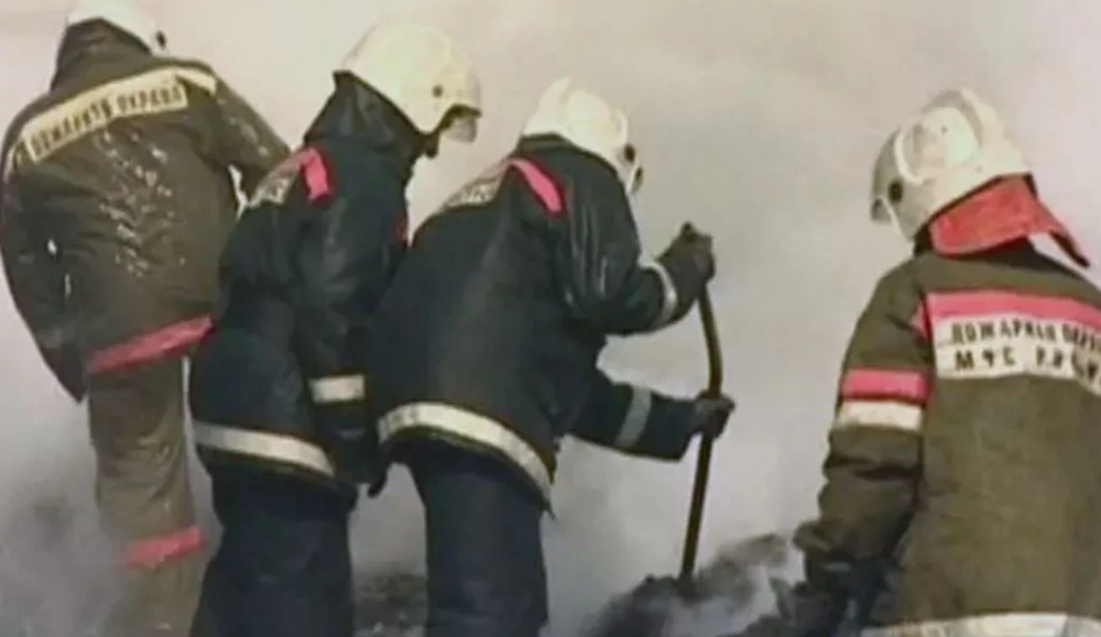 Dramë! Pesë adoleshentë vr’iten dhe katër të tjerë pIagosen. Edhe ...