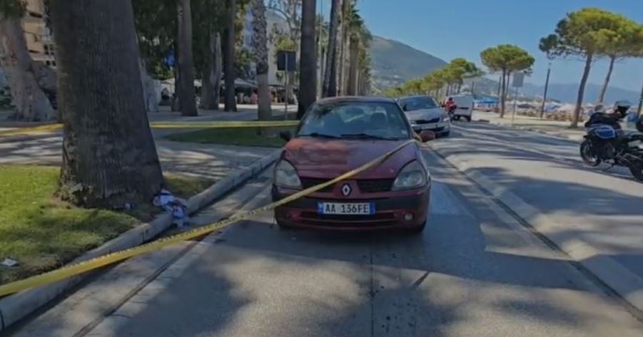 Aksident i rëndë/ Automjeti përplas të moshuarin te vijat e bardha, i ...